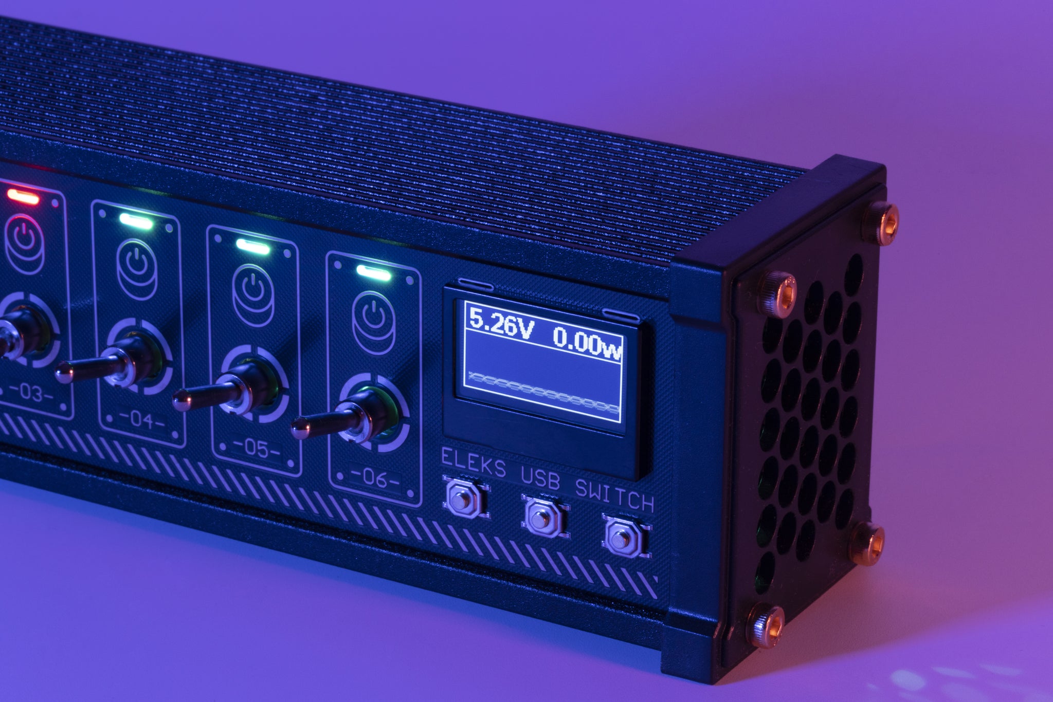 Eleks Power Console and USB Hub