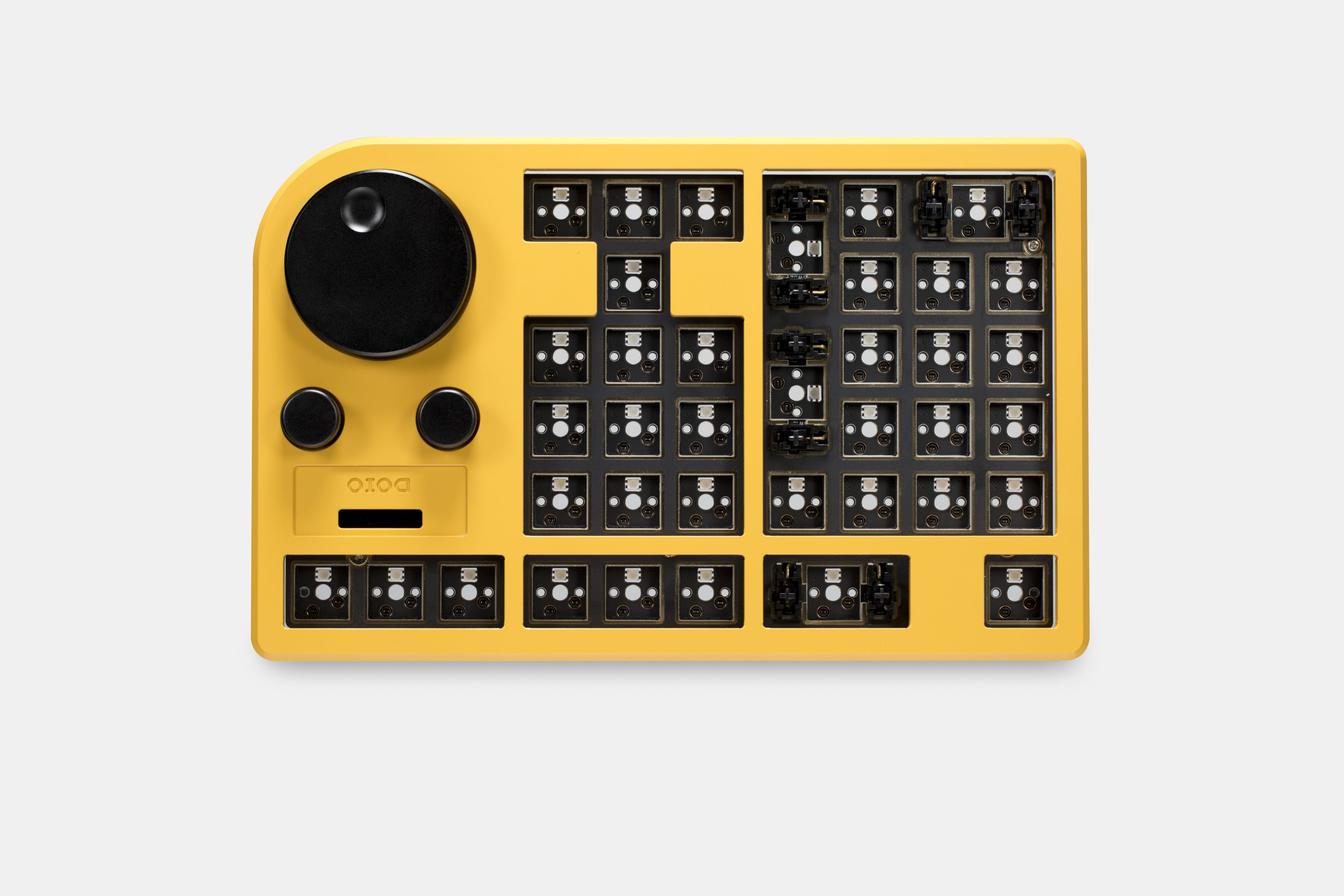 Megalodon DOIO Triple Knob 38% Keyboard with OLED Screen